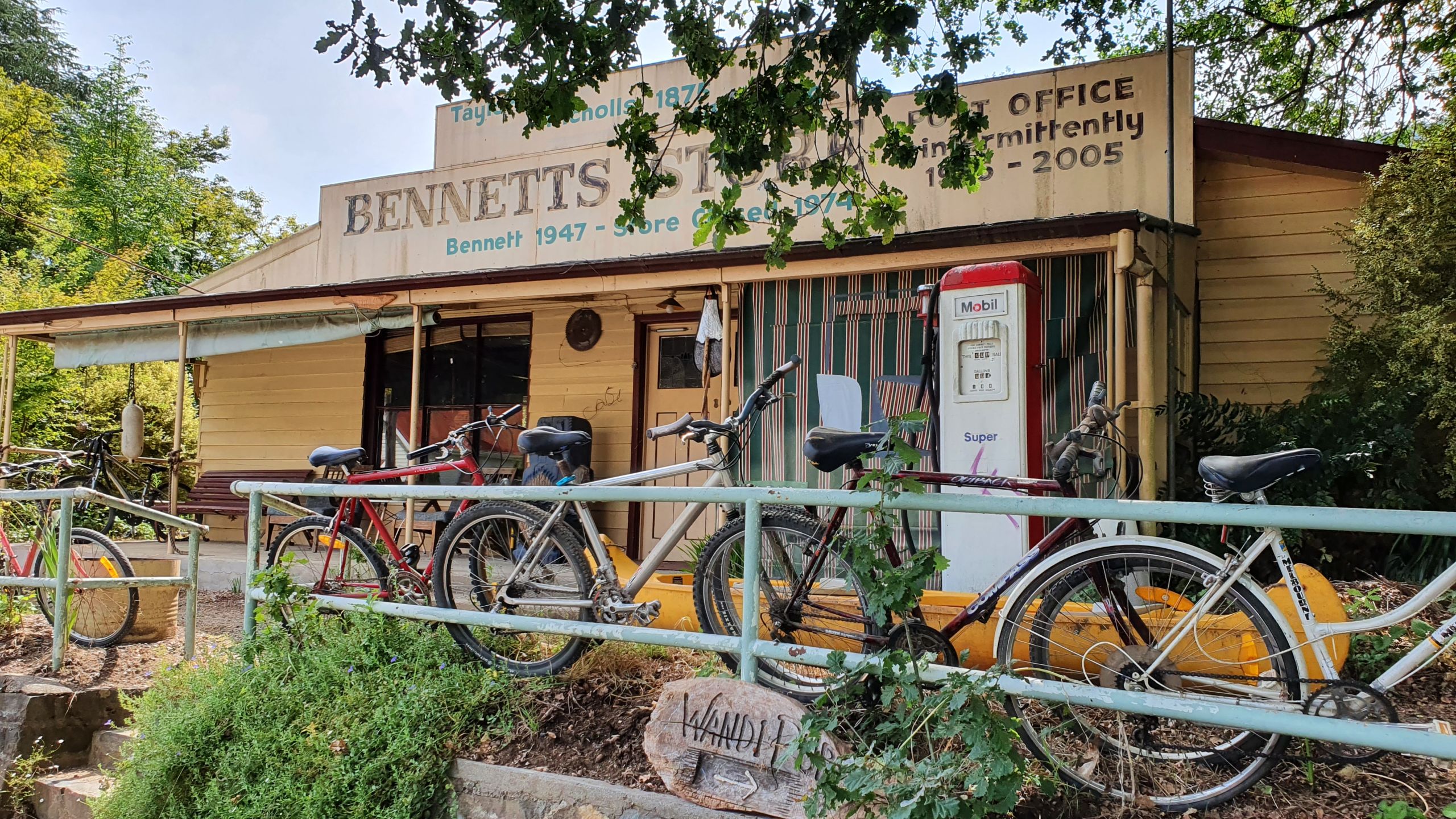 What to do in Wandi - Town Highlight - Alpine Valley Getaways