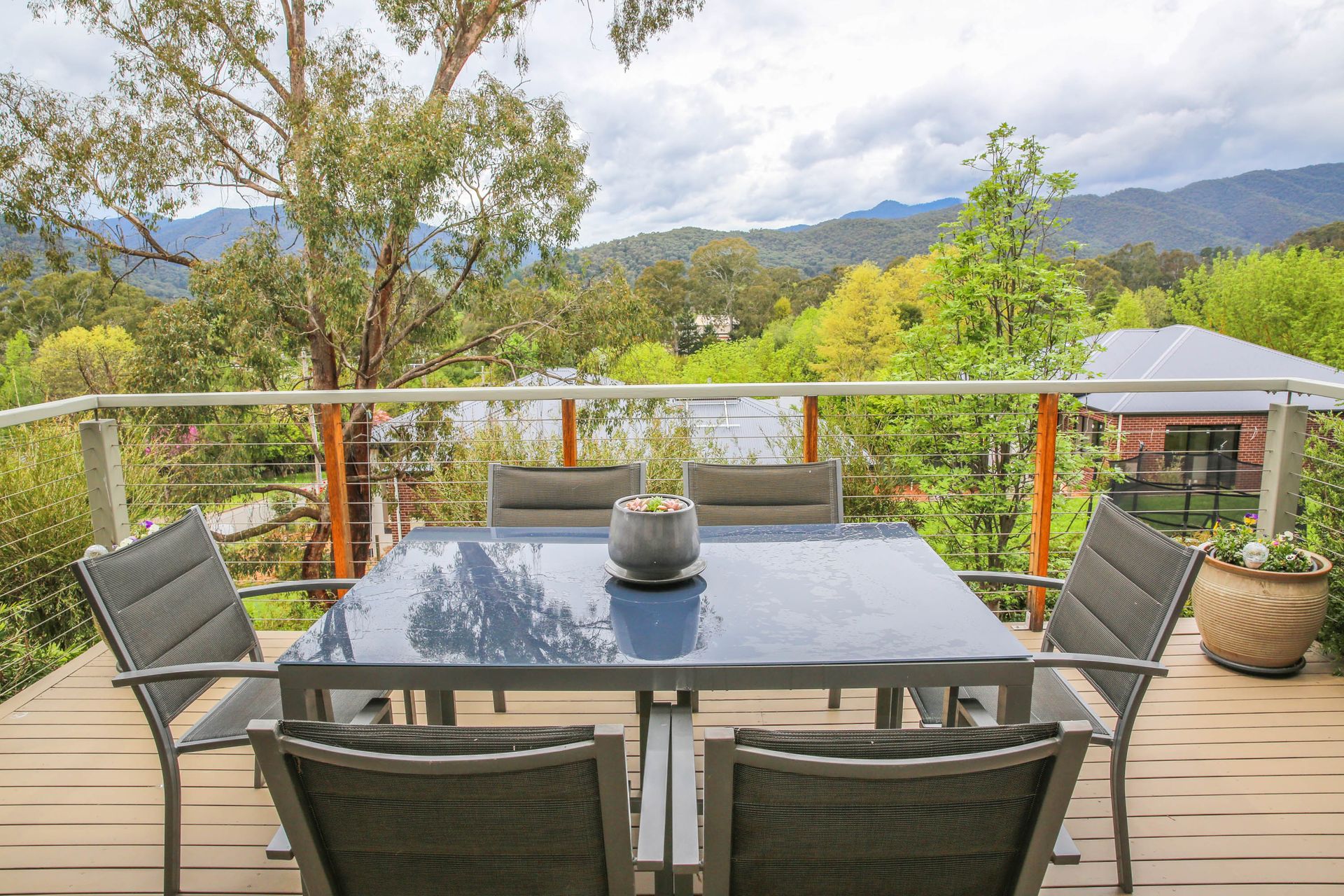 VALLEY VISTA - Alpine Valley Getaways