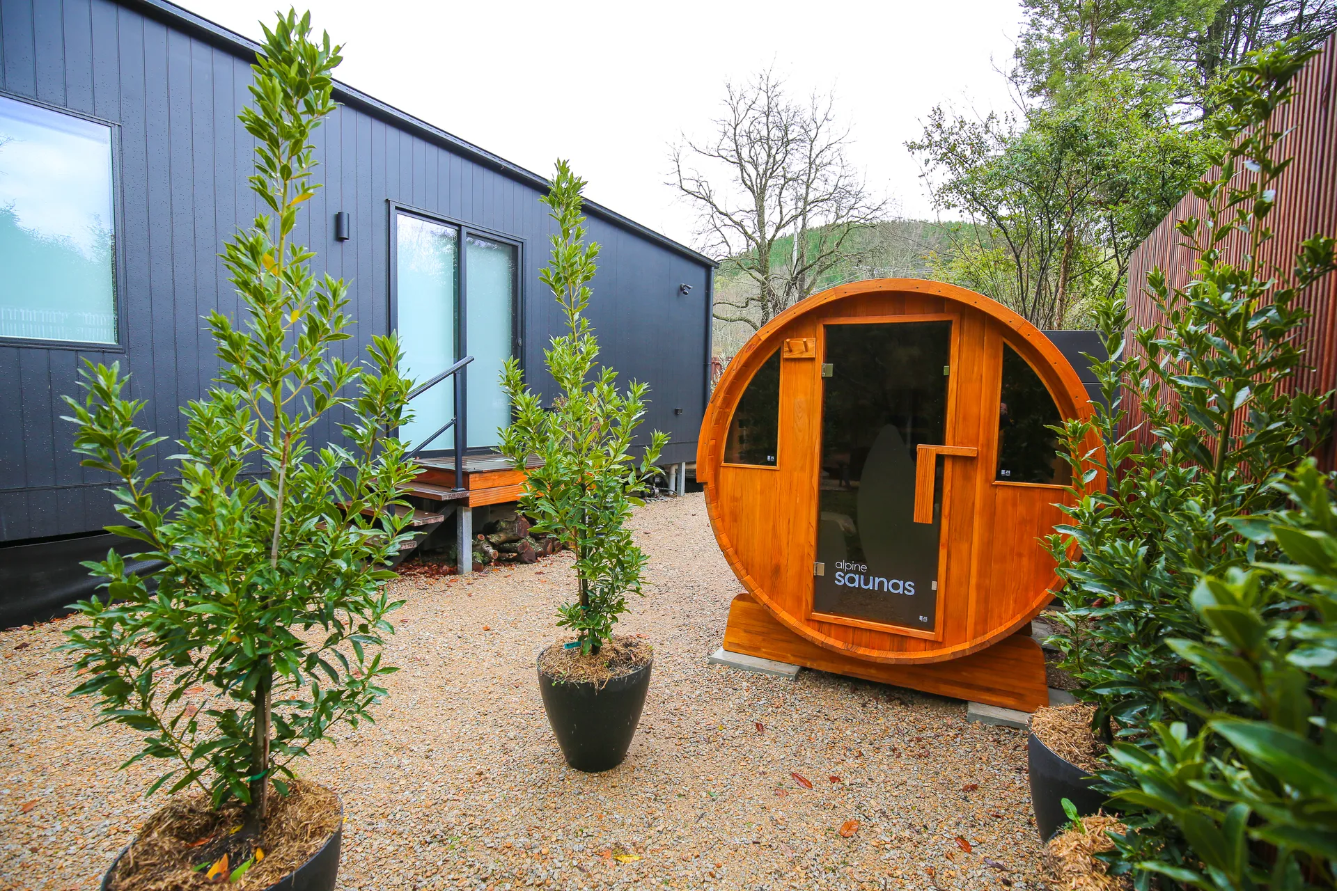 THE ROCKS - OLIVE RETREAT